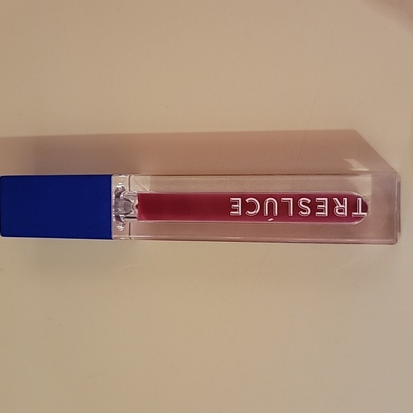 Tresluce | Makeup | New Tresluce Beauty Liquid Lip Tint Captivate Bold ...